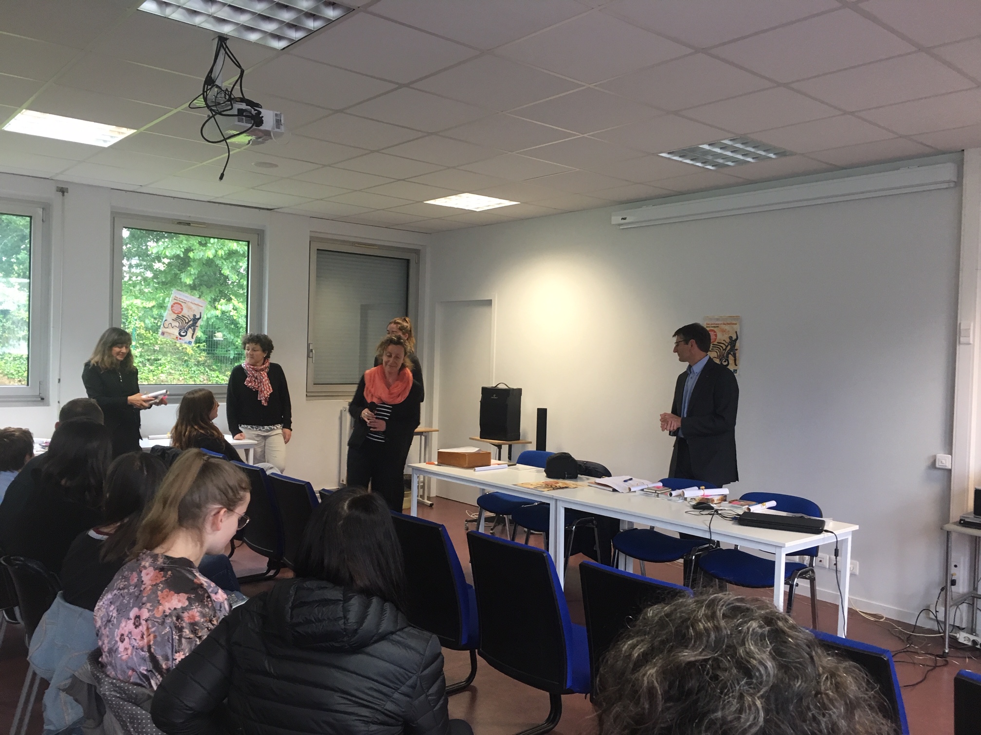 LCA (latin) (Chapitre complet pour impression - Collège les Gayeulles à ...